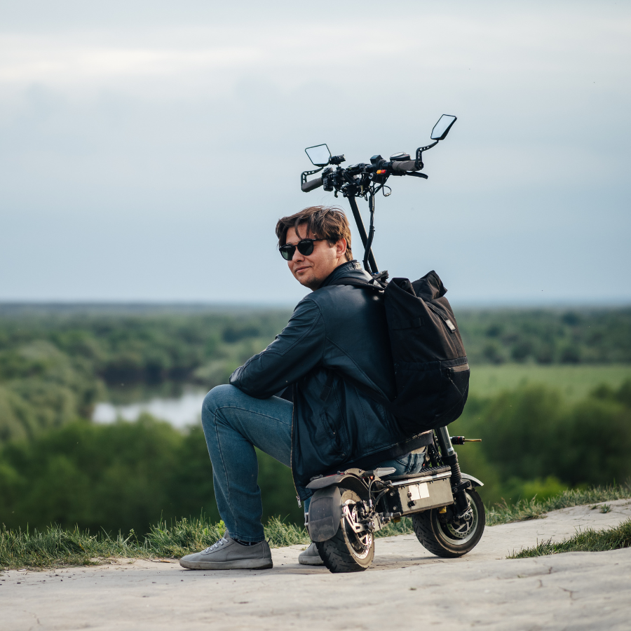 Mobilité urbaine réinventée avec la trottinette électrique grosse roue