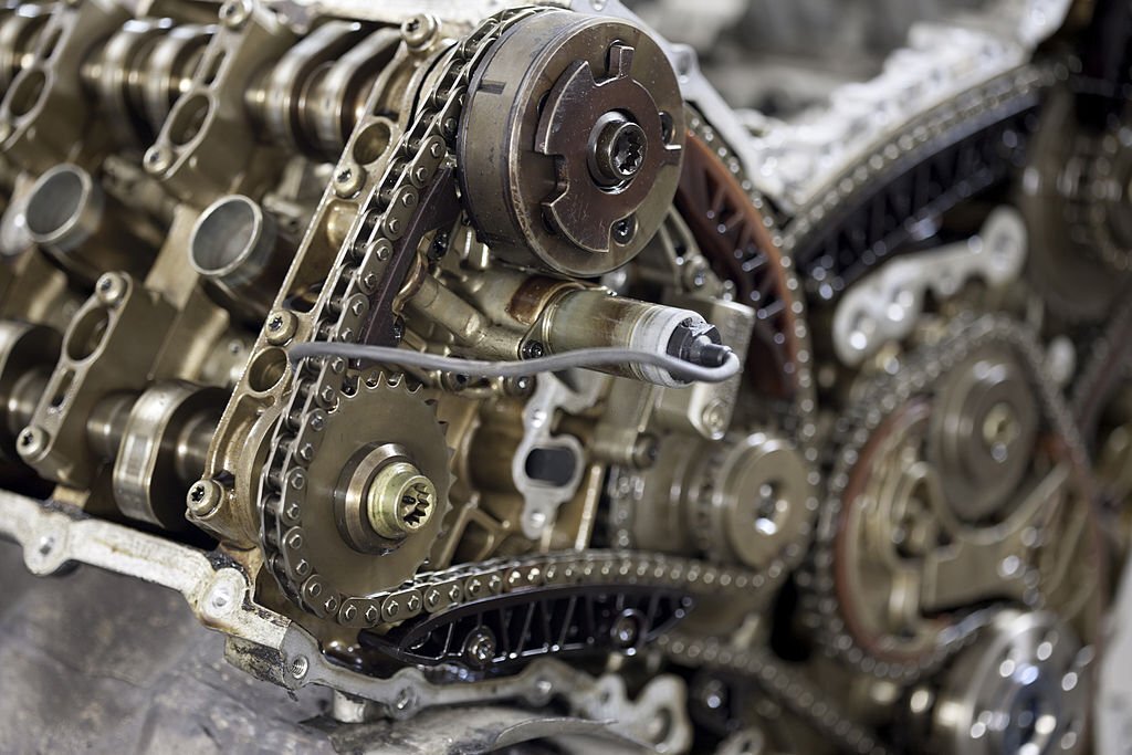 Voitures avec chaîne de distribution : Guide complet